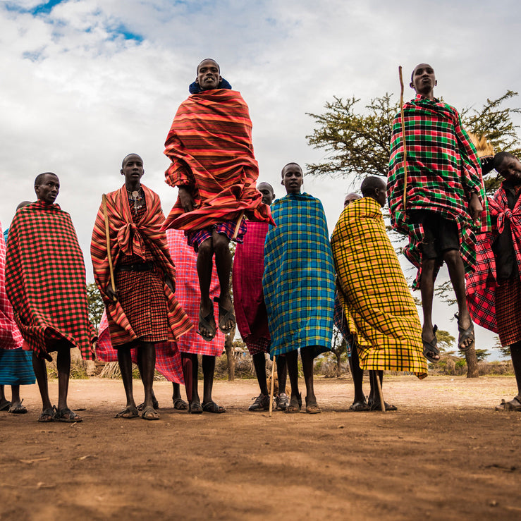 Jump, jump | Spring refresh with decorative objects + African wall art ...